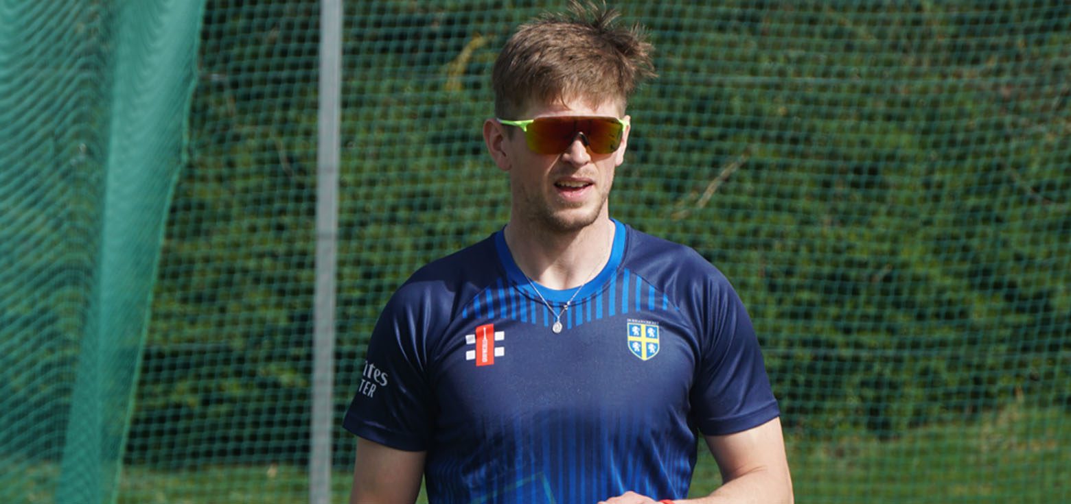 Alex Thomson joins on loan from Warwickshire | Durham Cricket