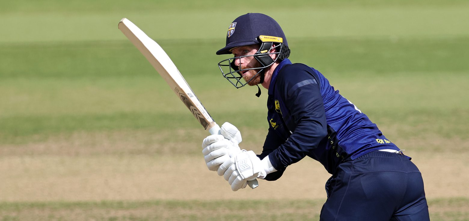 Graham Clark top scores with 70 but Durham lose to Warwickshire by 48 ...